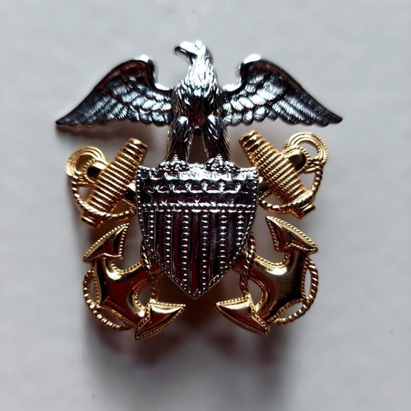 Accessories | Us Navy Hat Badge 142 Gold Fill 10k Gf Eagle Shield ...